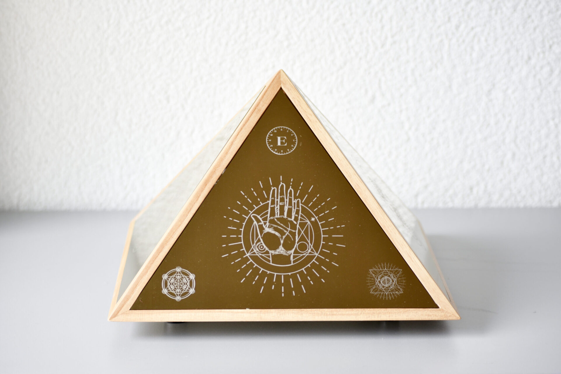 SACRED GEOMETRY - Wellness Balancer Pyramid